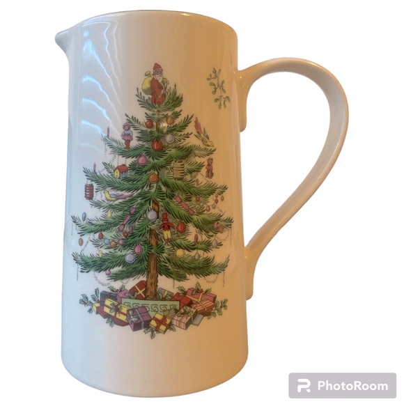 Spode | Dining | Spode Christmas Tree 2 Pint Porcelain Pitchercreamer ...